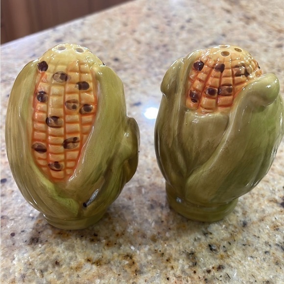 Source Unknown | Kitchen | Vintage Corn Salt And Pepper Shakers | Poshmark
